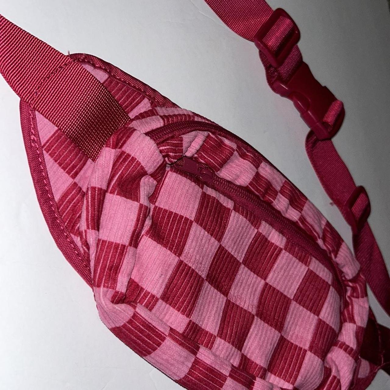 Pink Fanny pack - Depop