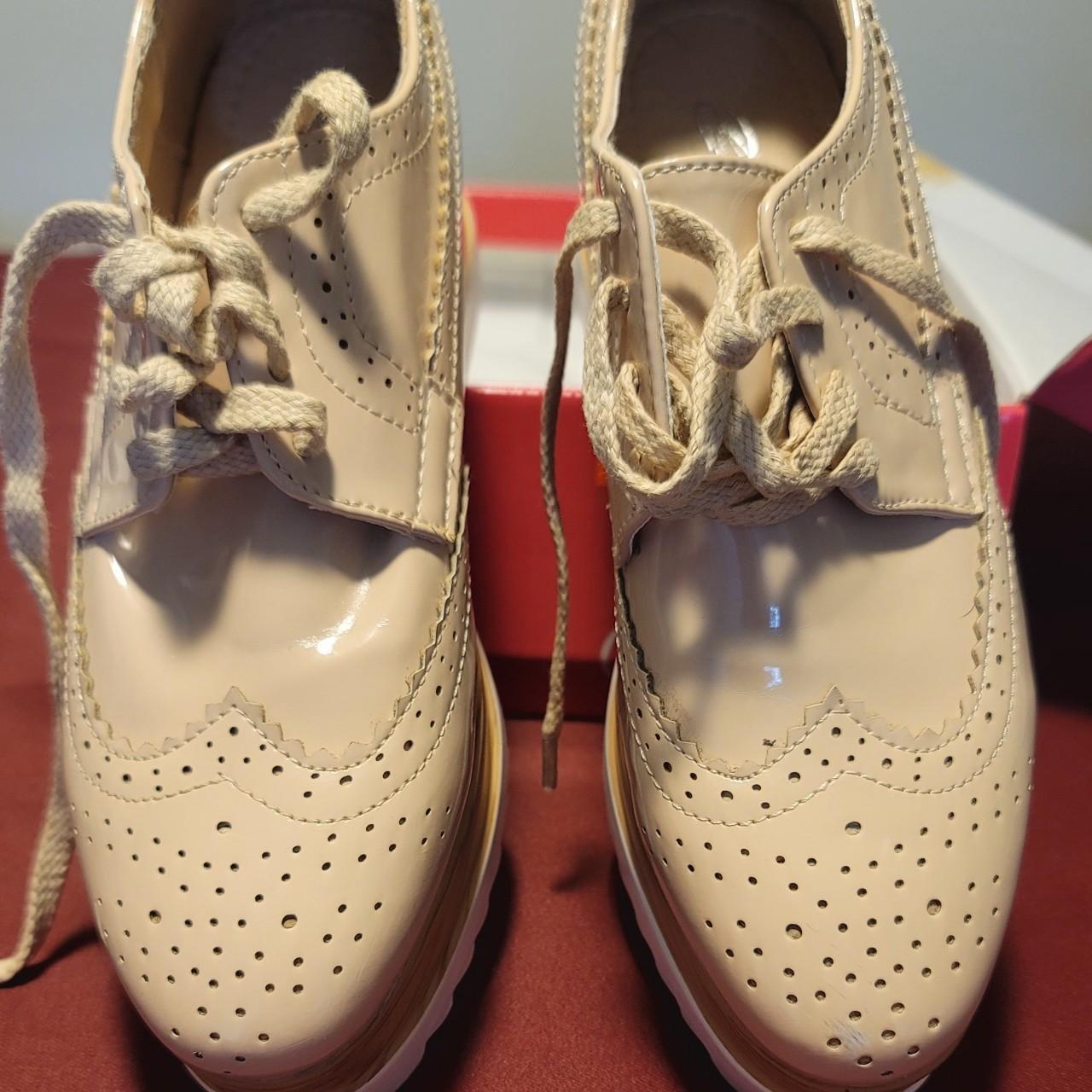 Very cute cream colored women's platform shoes.... - Depop