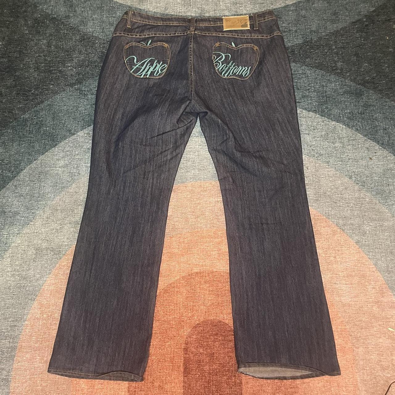 Vintage low rise Apple bottom jeans! 😍 In great... - Depop