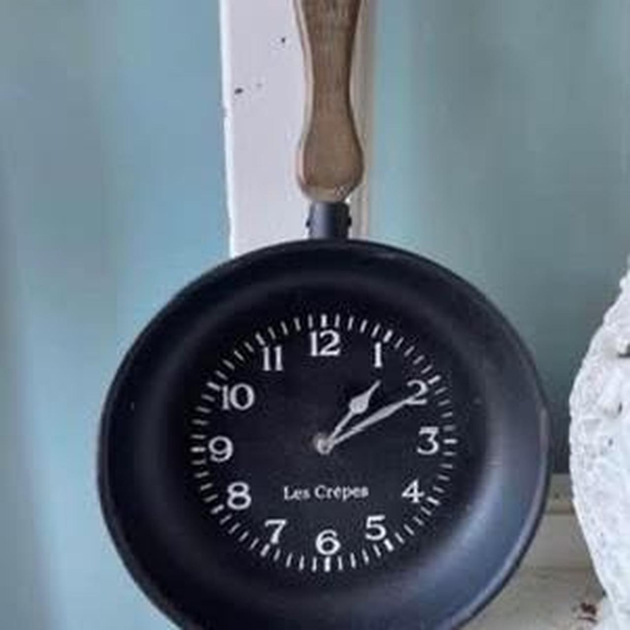FRYING PAN WALL CLOCK 'Les Crepes'... | Depop