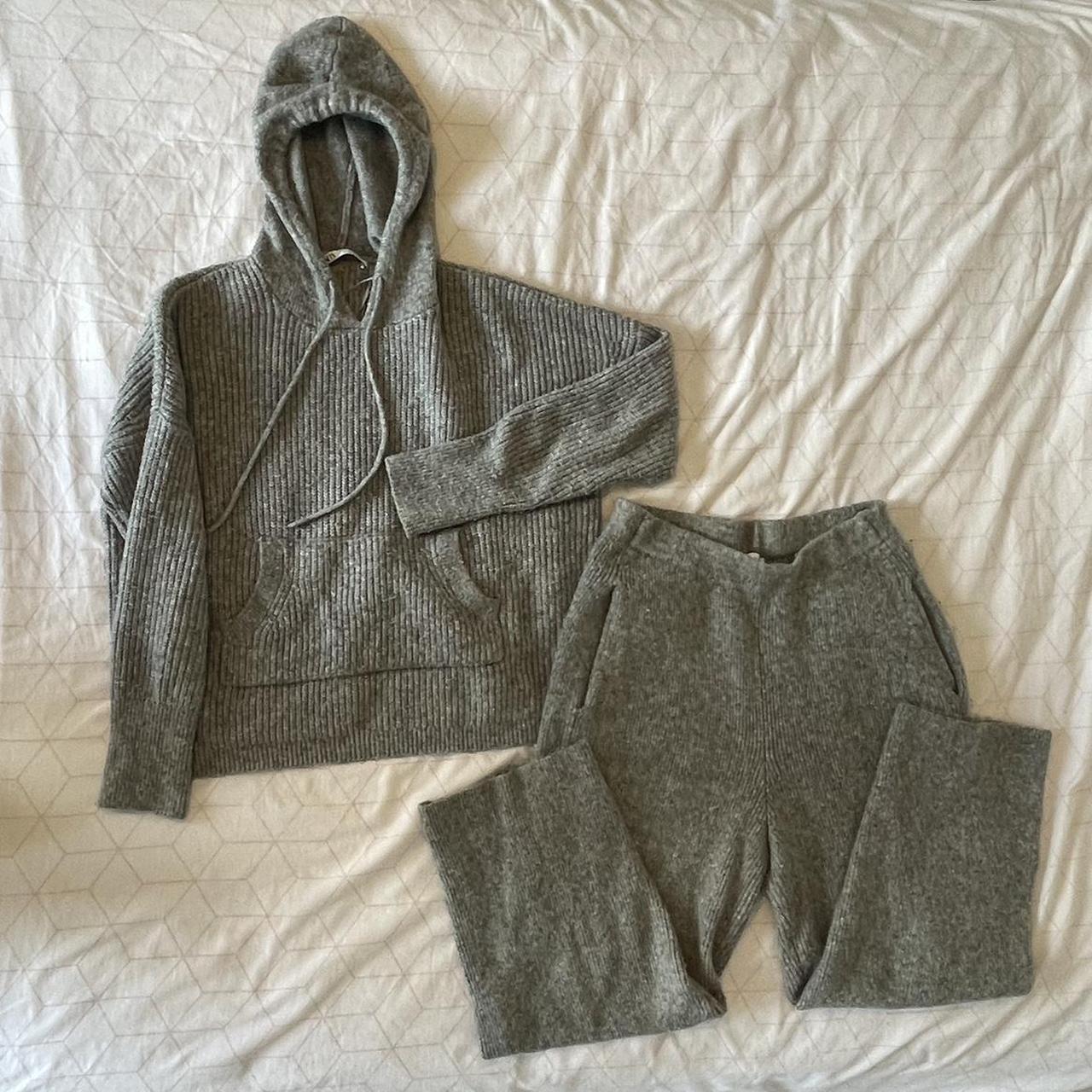 Zara Women's Grey Joggers-tracksuits | Depop