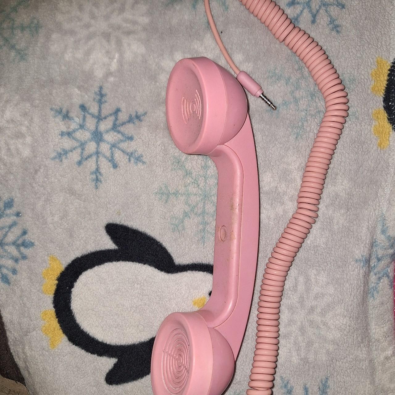 Pink retro telephone headphones - - - - I thrifted... - Depop