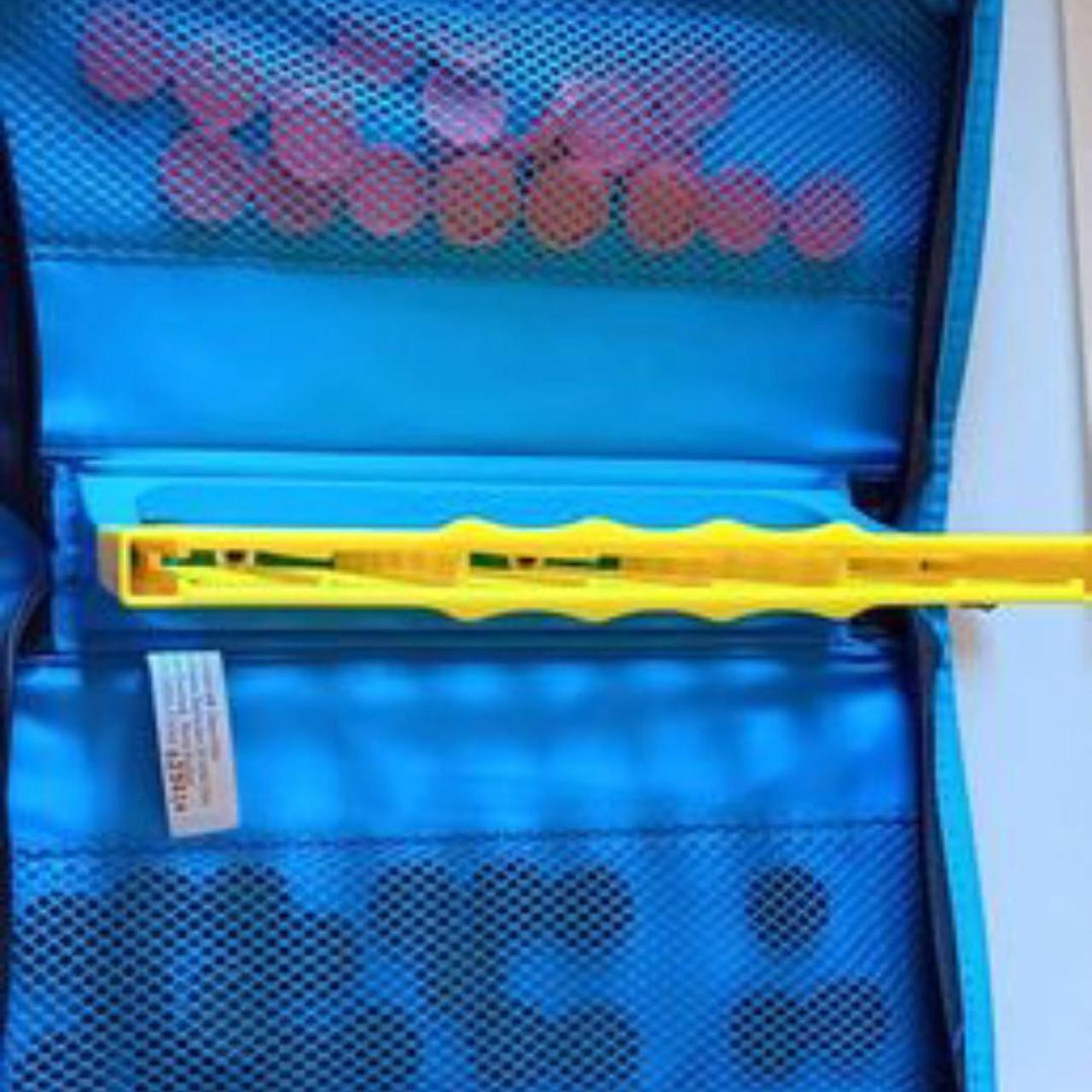 Connect Four Travel Game - Depop