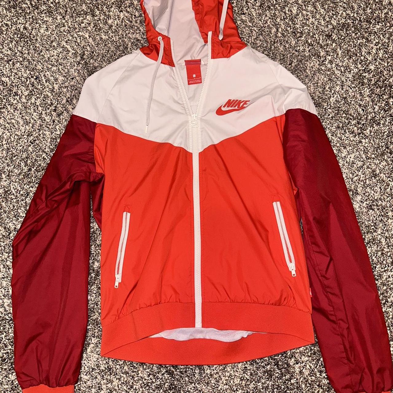 Nike windbreaker - Depop