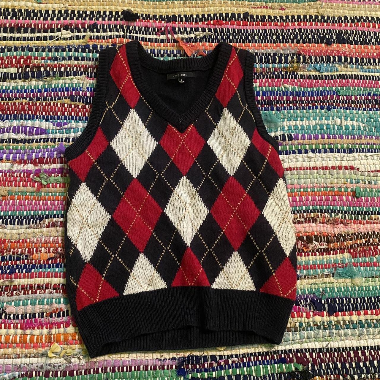 Cute small vest - Depop