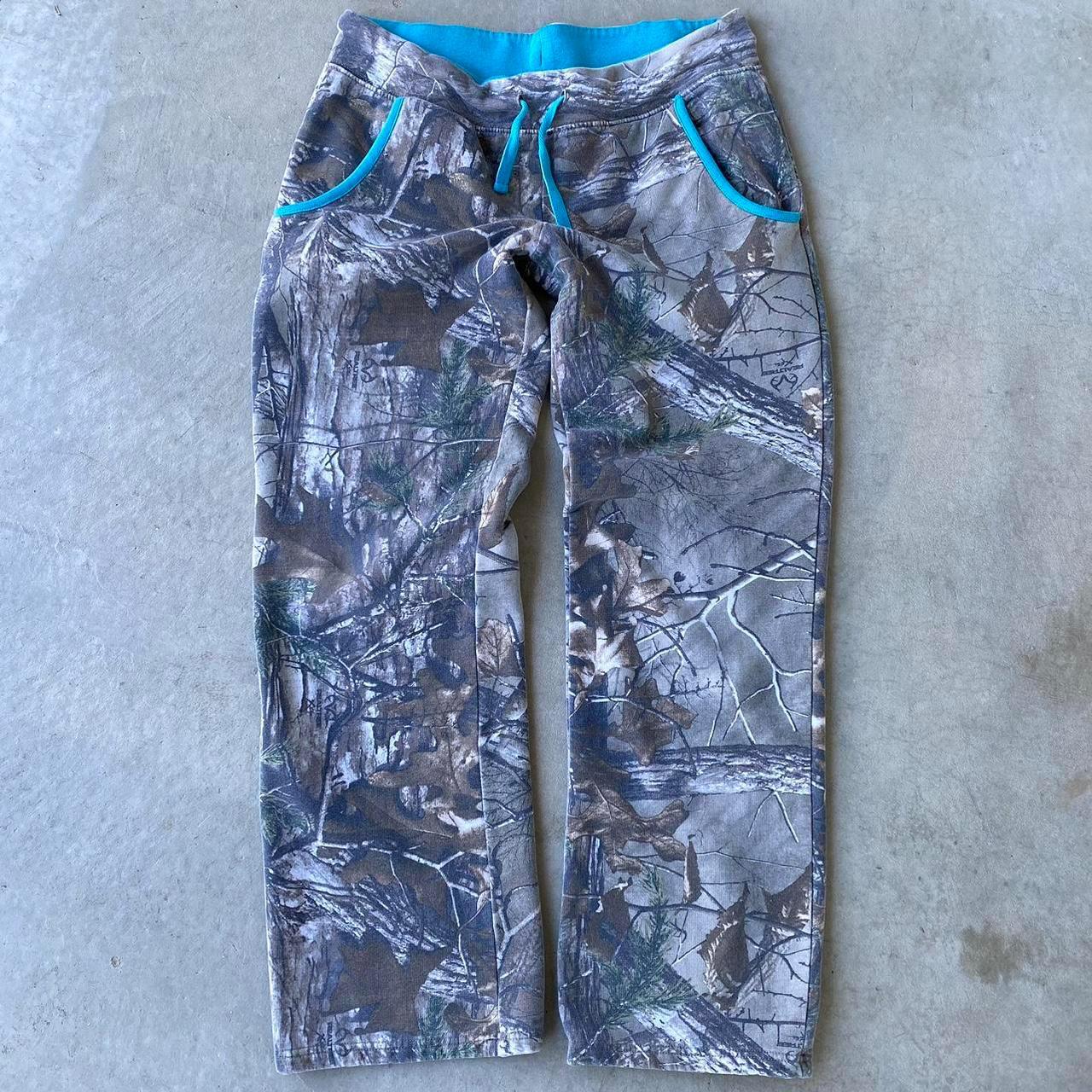 Y2K Realtree Camo Sweatpants Nicely faded... - Depop