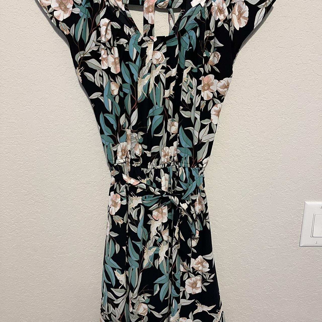 Lauren Conrad dress, navy blue multi, women’s size... - Depop