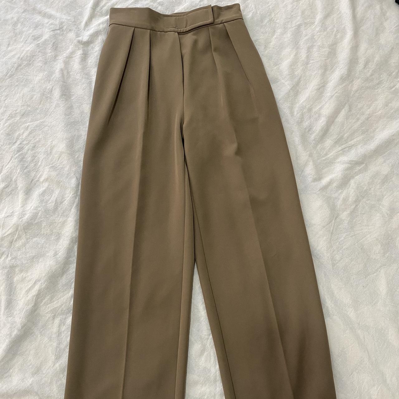 ADER Women’s Pants Size M - Depop