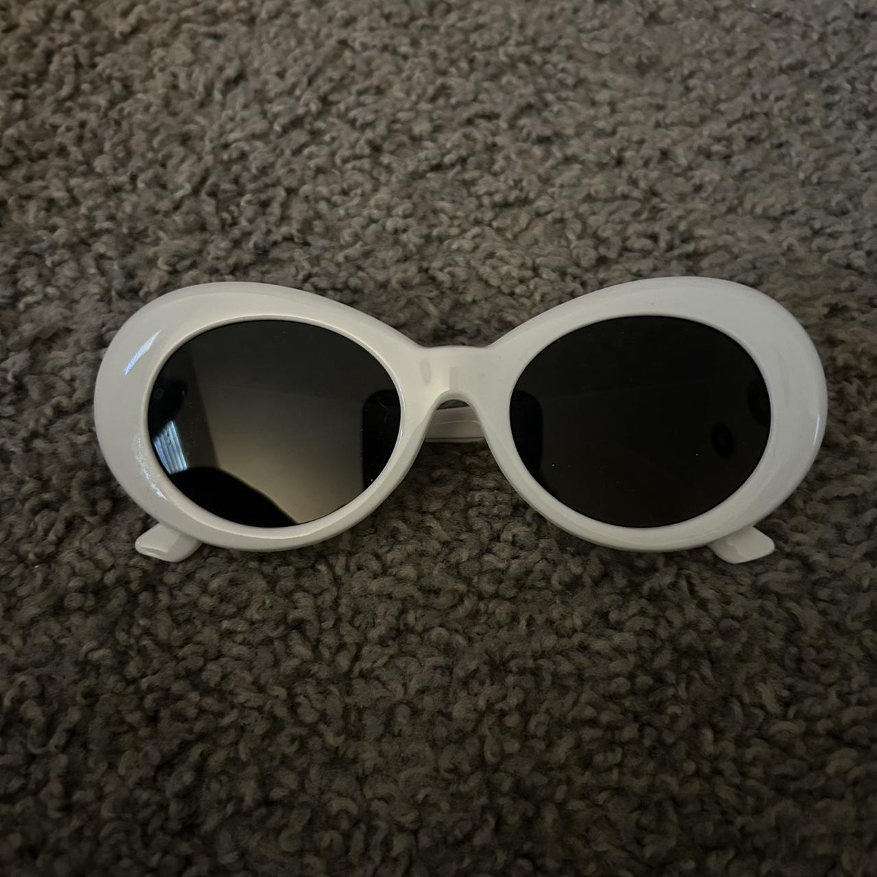 White clout sunglasses - Depop