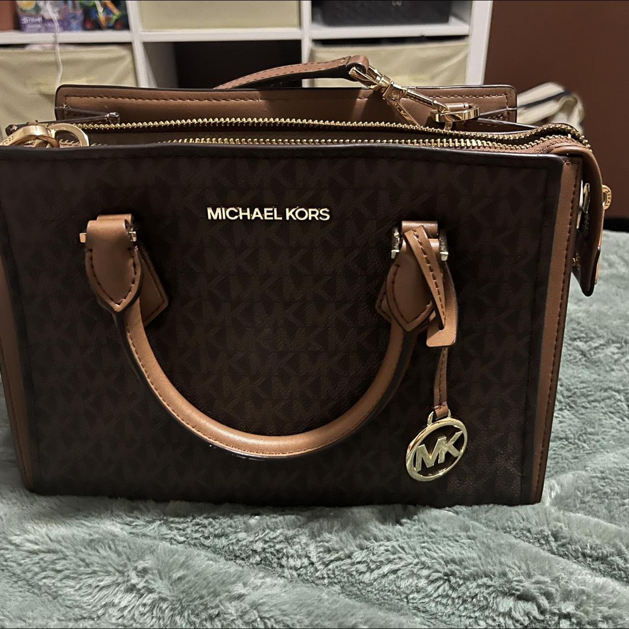 Small Michael Kors purse #totebag #MK - Depop