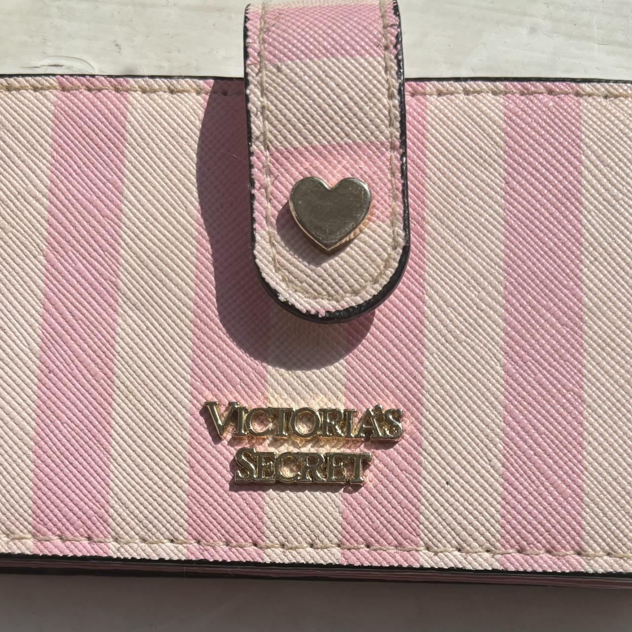 Pink and white Victoria's Secret wallet - Depop
