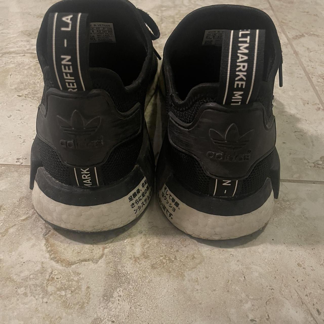 Adidas Ultra Boost Size 8.5 Good Condition wore a... - Depop