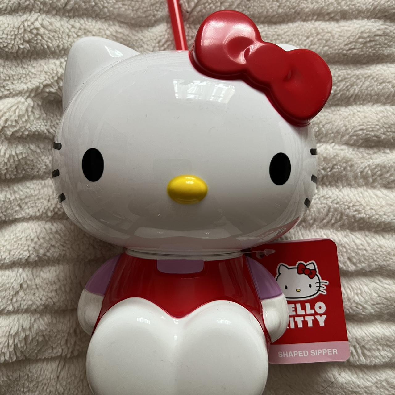 Primark Hello kitty water bottle - Depop