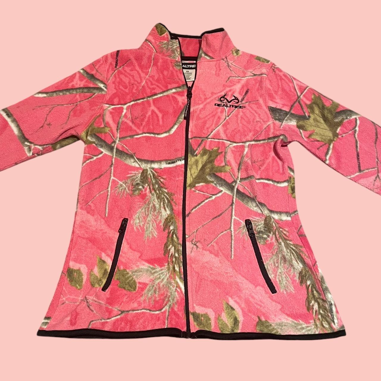 Pink realtree camo jacket price is final(no offers)... | Depop