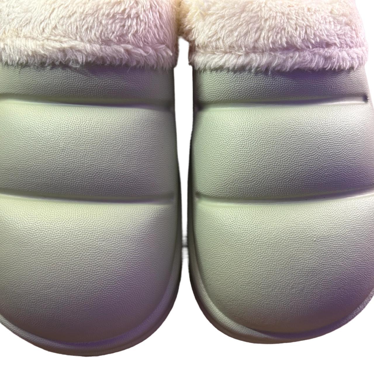 Sherpa Slippers | Matcha These cozy Sherpa Slippers... - Depop