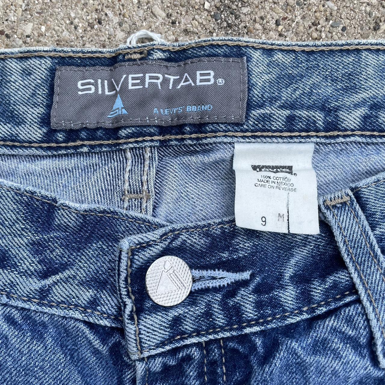 Vintage Levi silver tabs Size: 9 Nice pair of... - Depop