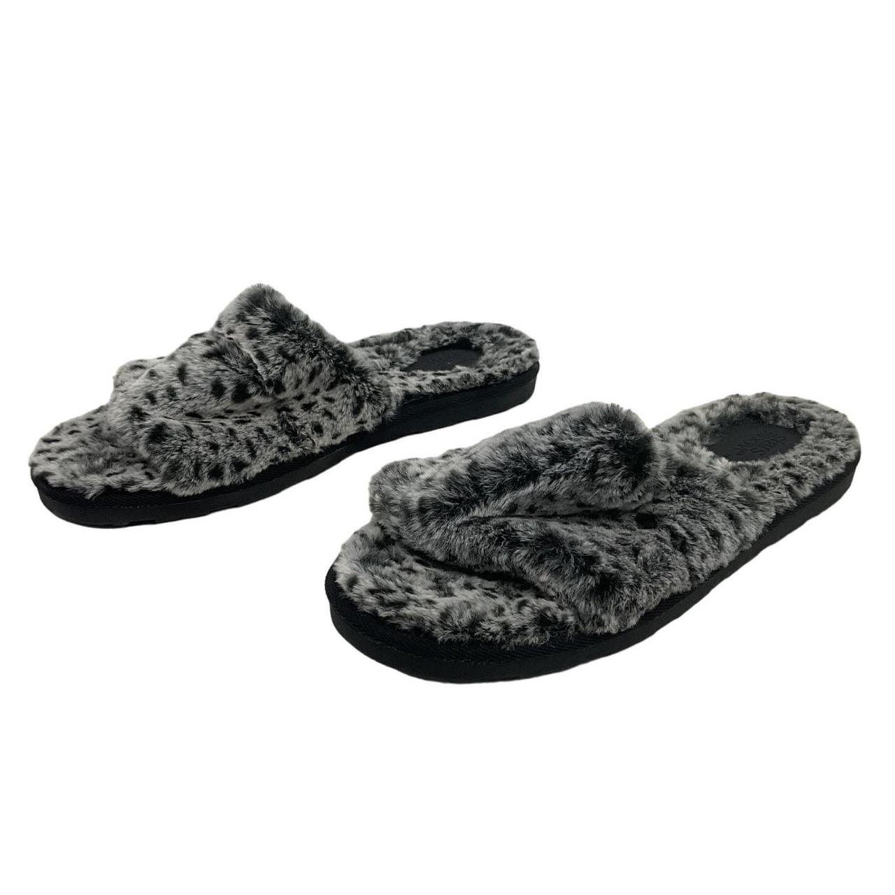 Stars above slippers store