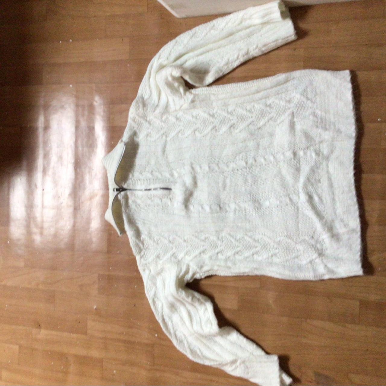 H&M white oversized jumper with a zip #h&m #sweater... - Depop