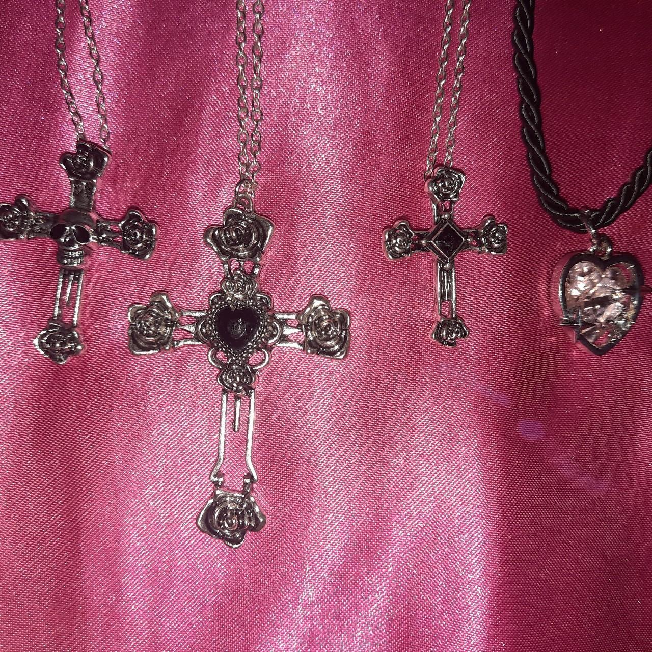 Silver grunge cross necklace collection - Depop