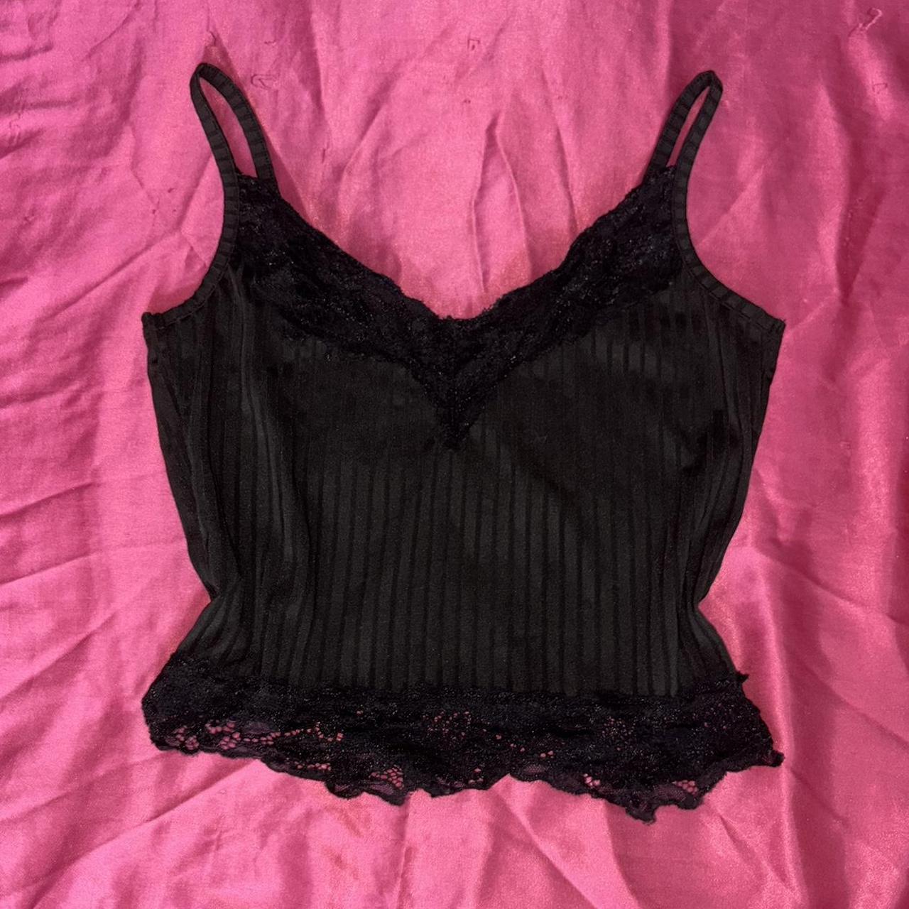 Black lace spaghetti strap crop top - Depop