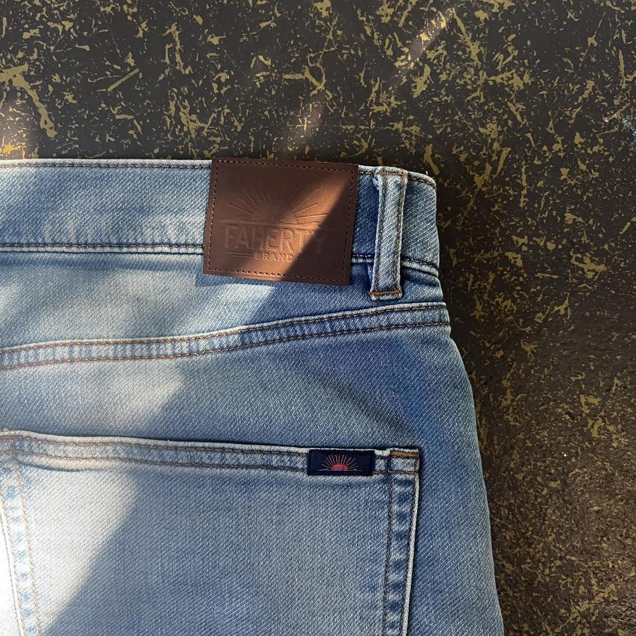 Faherty Men’s Lightwash Jeans - Depop