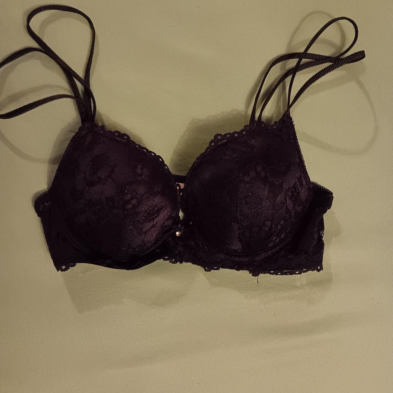 New undergarment, 32 B color is black well made... - Depop