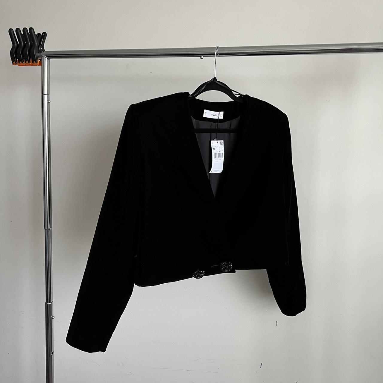 MANGO Cropped Velvet Blazer Mango size guide: XL... - Depop