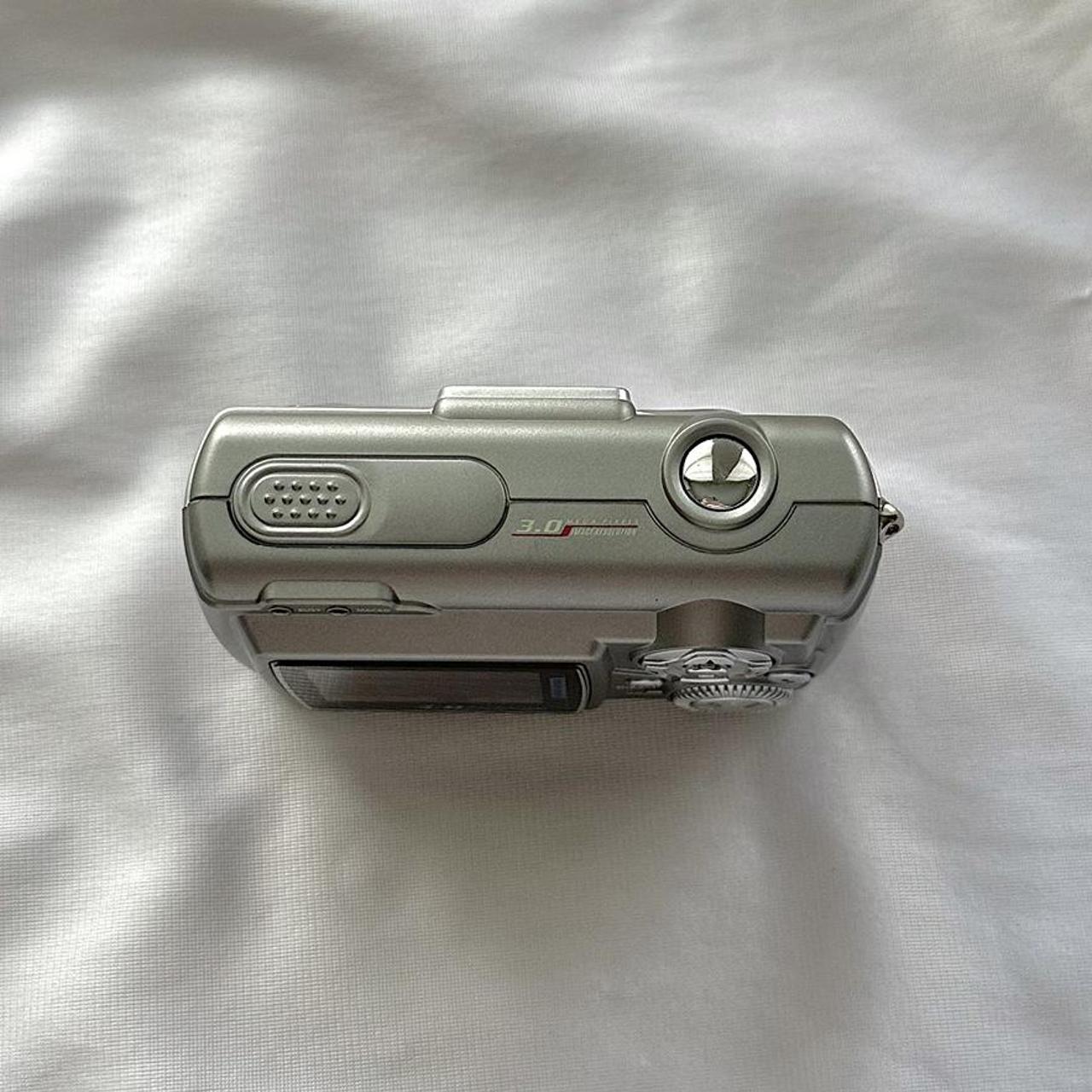 Silver Cameras-and-accessories | Depop