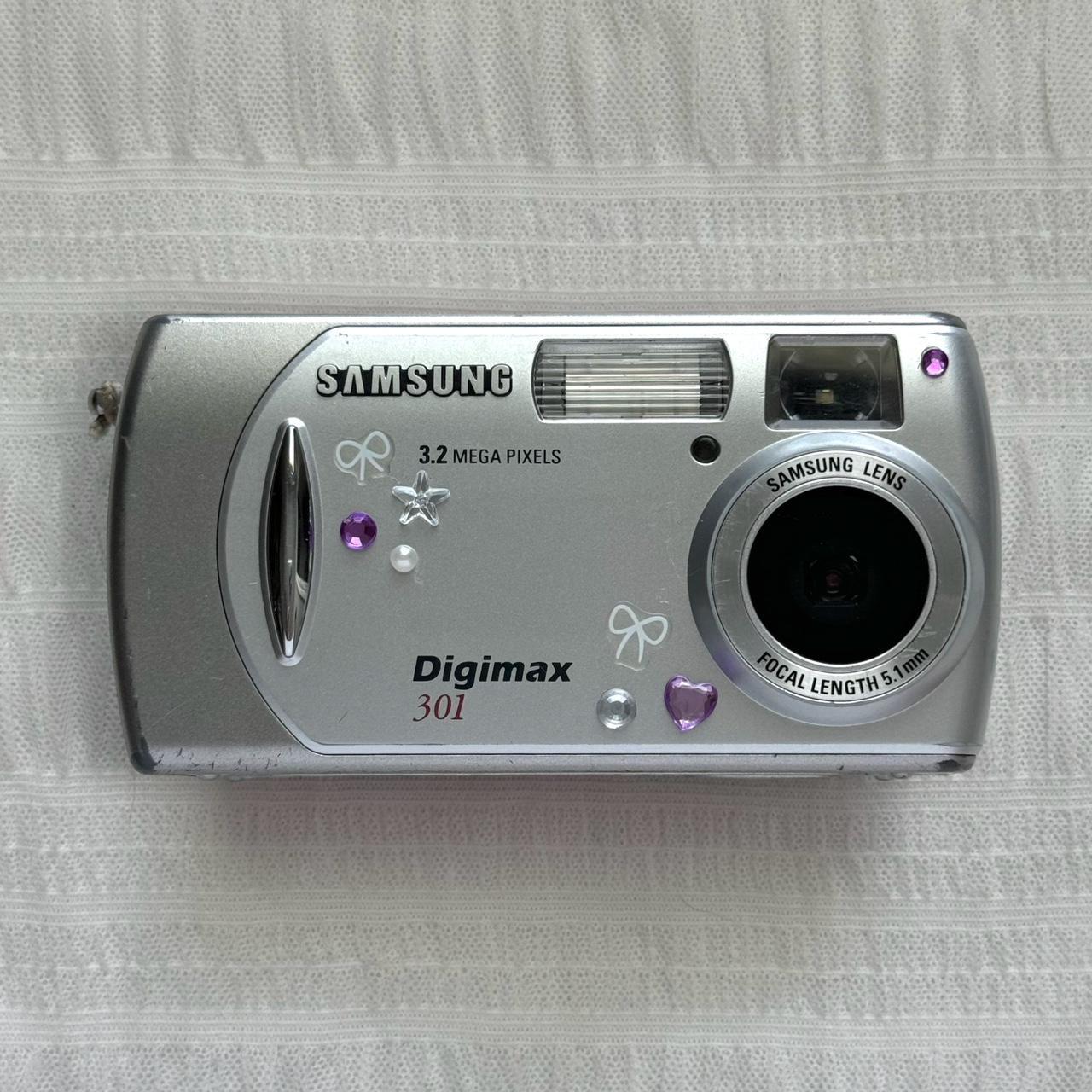 Samsung Digimax 301 Digital Camera Bundle 💗 Tested... - Depop
