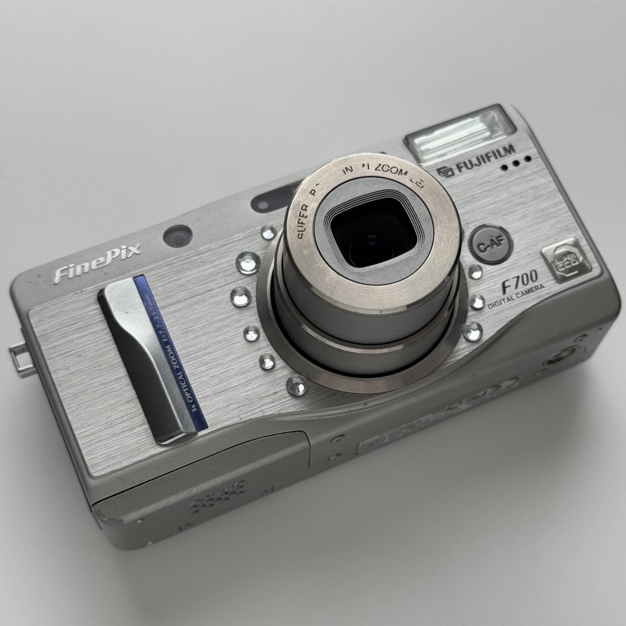 Fujifilm Finepix F700 Digital Camera 💗 Tested by... | Depop