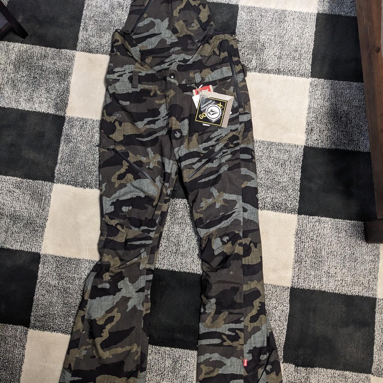 Volcom snowboardung bibs. A bib for full coverage on... - Depop