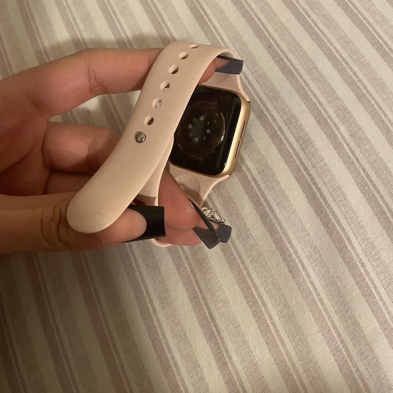 Rose gold/pink Apple Watch - Depop
