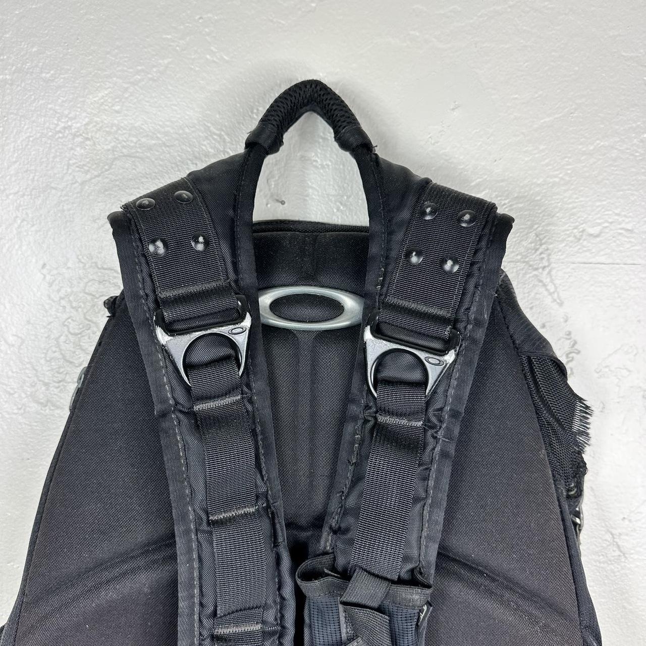 90s Oakley Backpack Has two holes near the top... - Depop