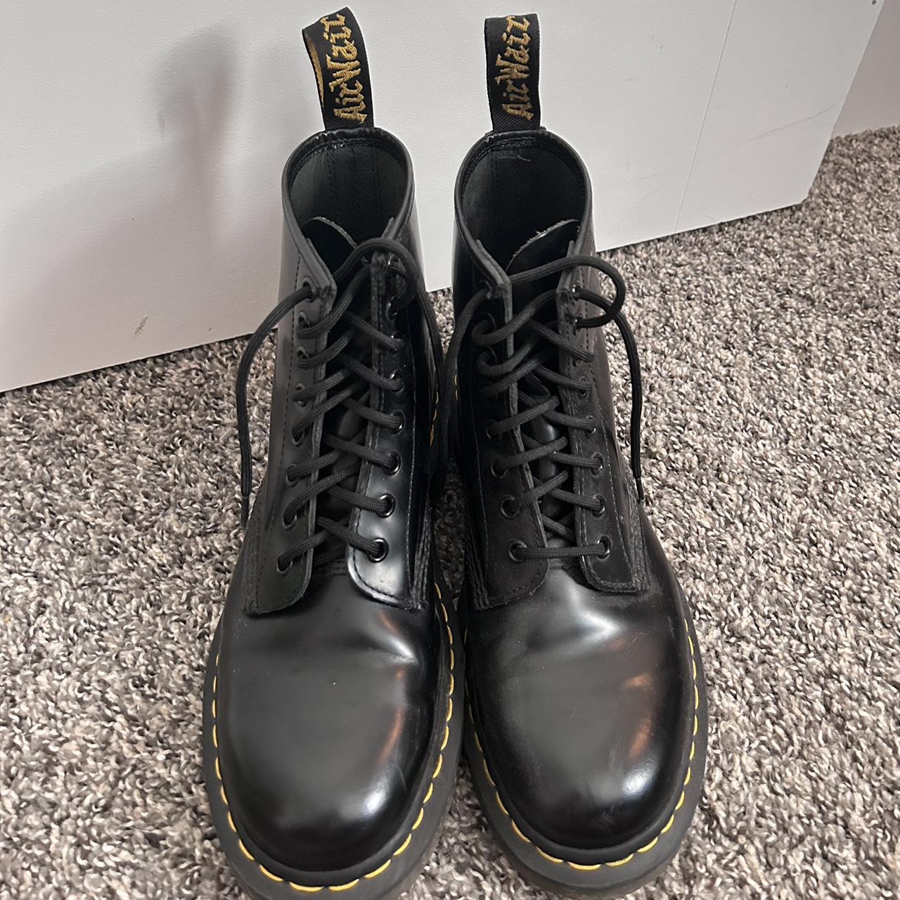 Dr. Martens 1460 US 8/9 slightly worn - Depop