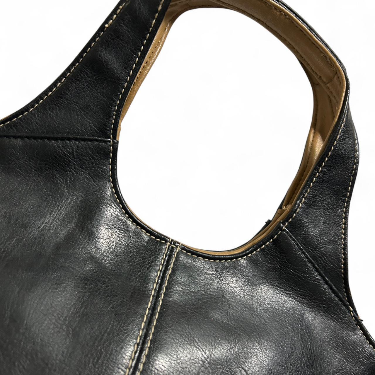 Y2K SmartLyte Black leather shoulder purse with... | Depop