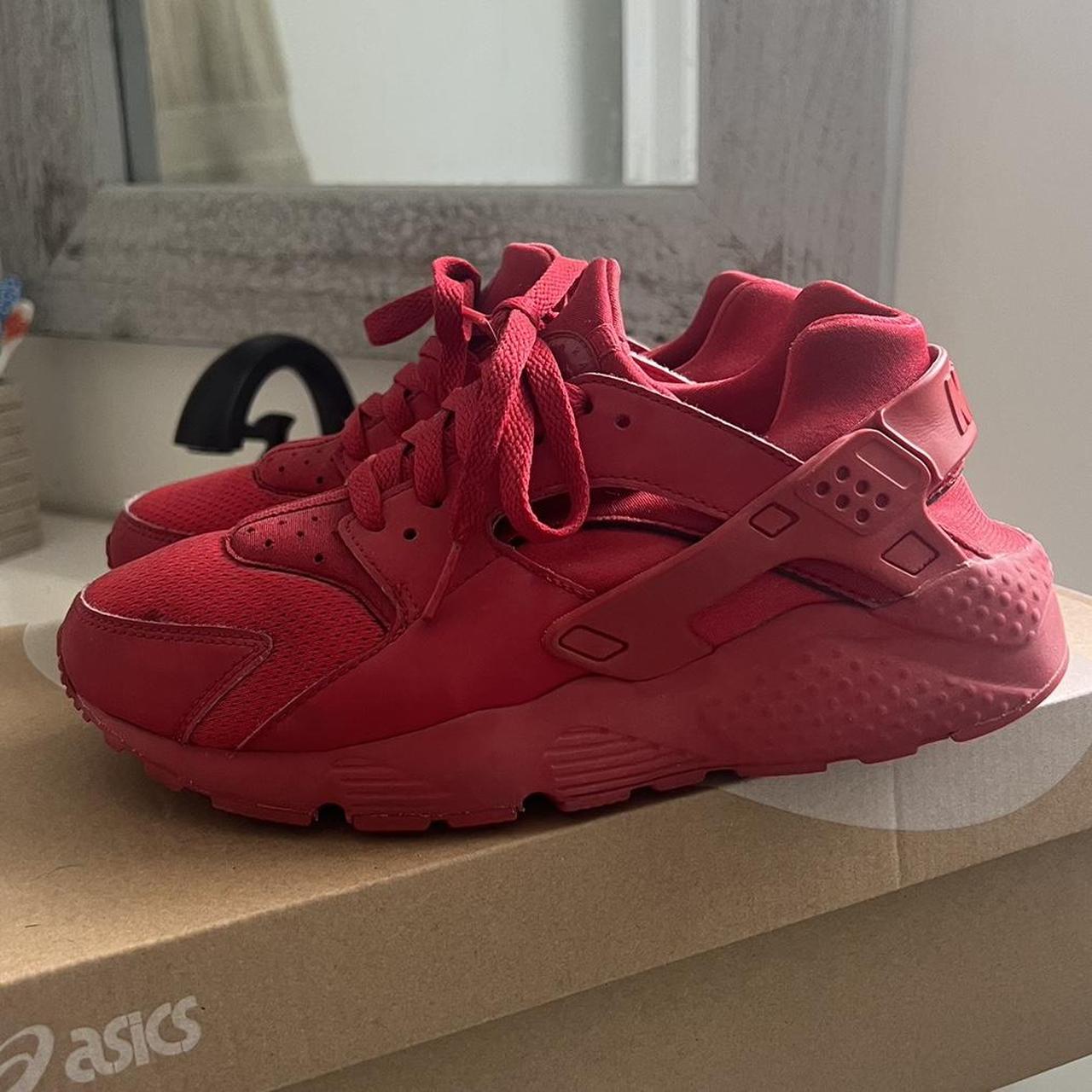 Nike Huaraches Triple Red Size: 6.5 No Box Excellent... | Depop