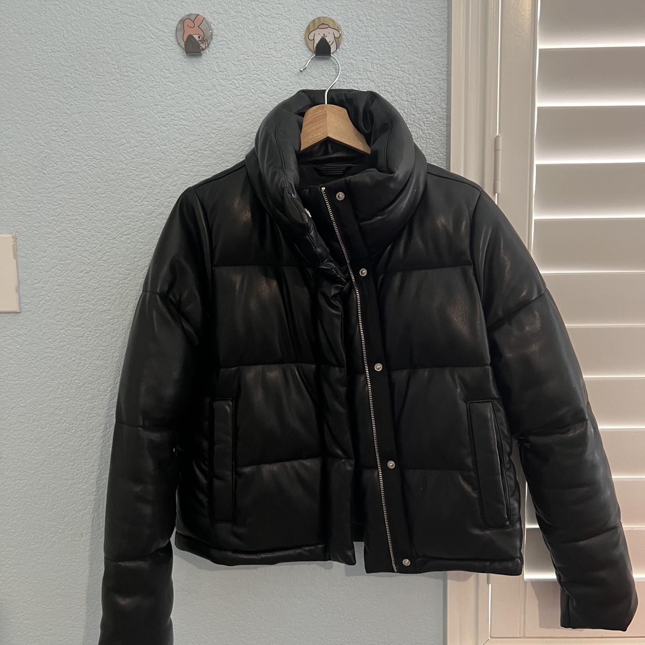 Small Abercrombie the mini puffer jacket - Depop