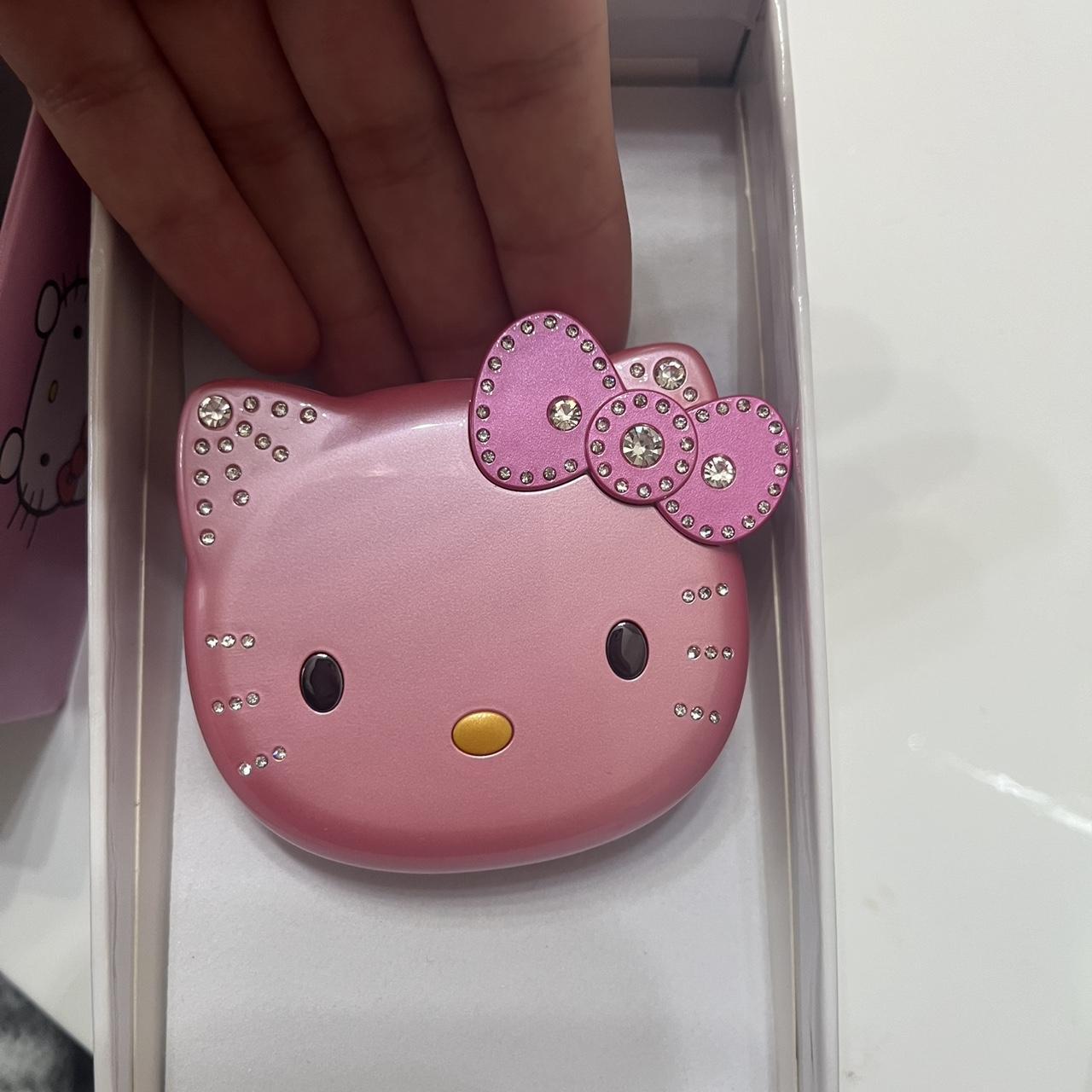hello kitty phone it does work if you want to make... - Depop