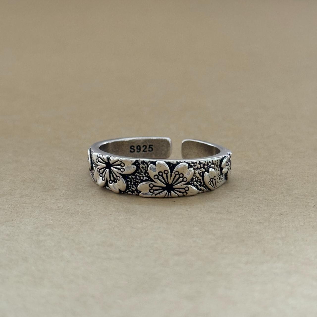 vintage silver flower open ring open ring design,... | Depop