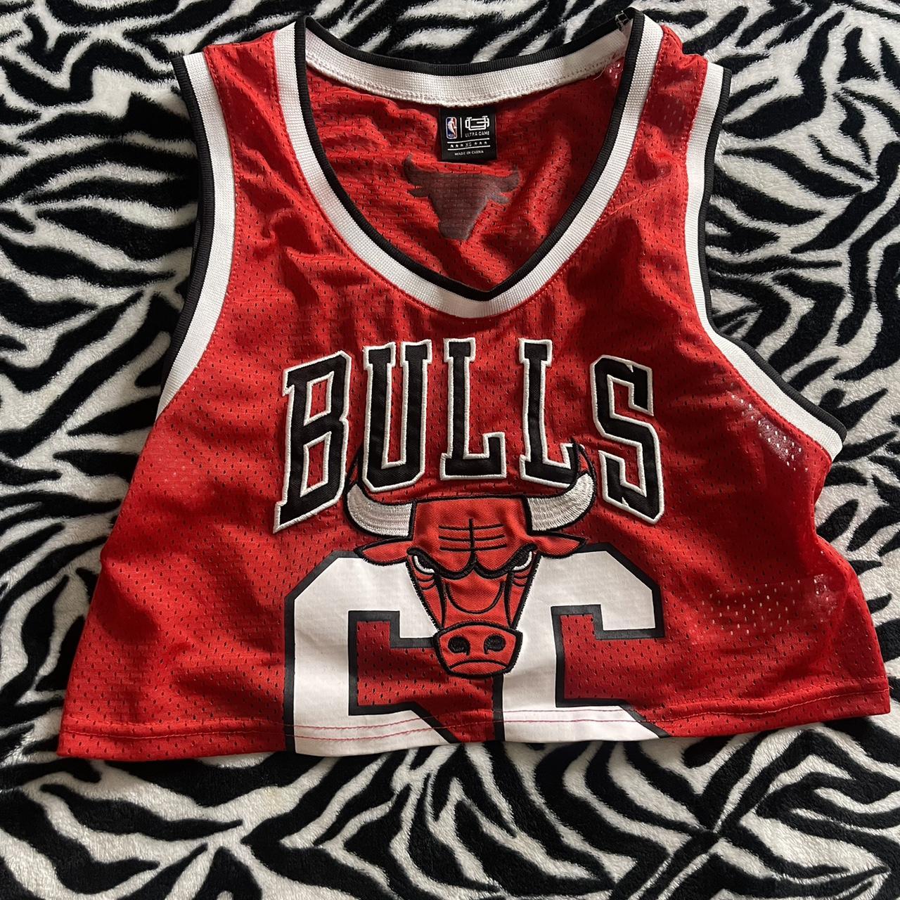 NBA Chicago Bulls CropTop Size XS Tag says XS but... - Depop