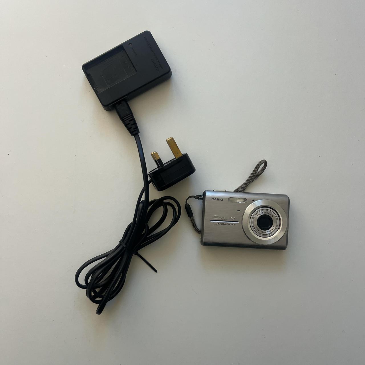 Casio exilim digicam digital camera 7.2 mega pixels... - Depop
