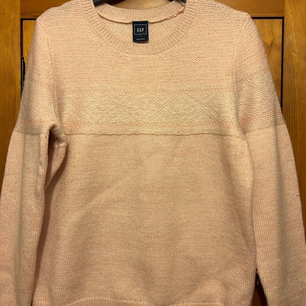 Women’s pale pink GAP jumper. Size - 8 - Depop