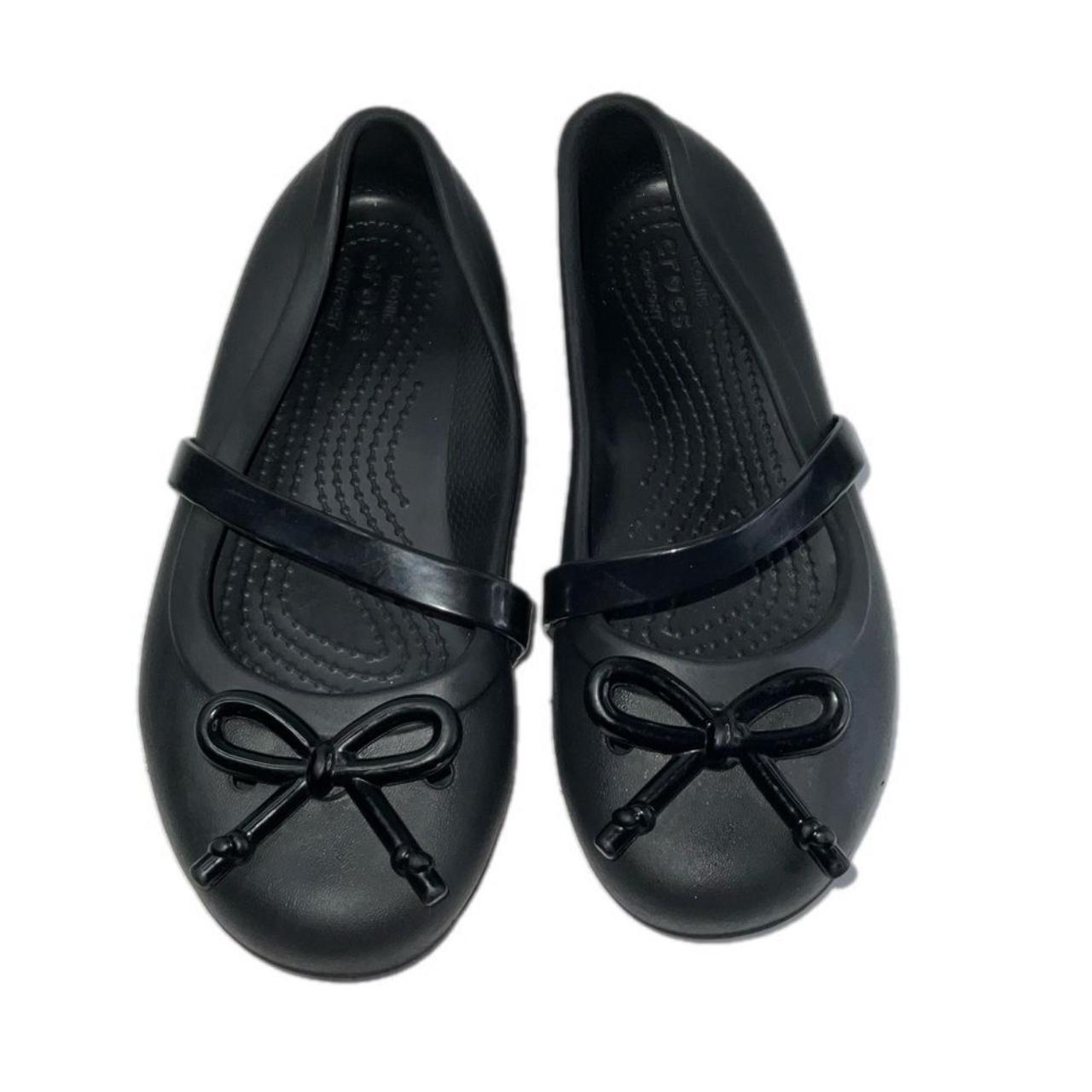 Crocs Black Lina Bow Charm Flat Shoes Size 13C - Depop