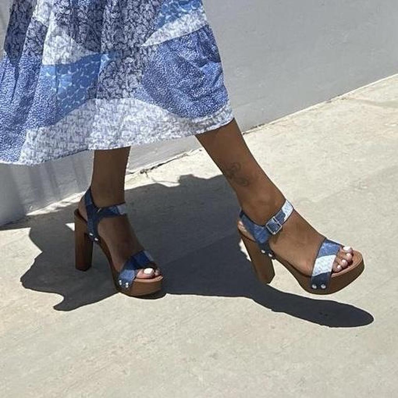 Steve Madden Women's Brown and Blue Clogs | Depop