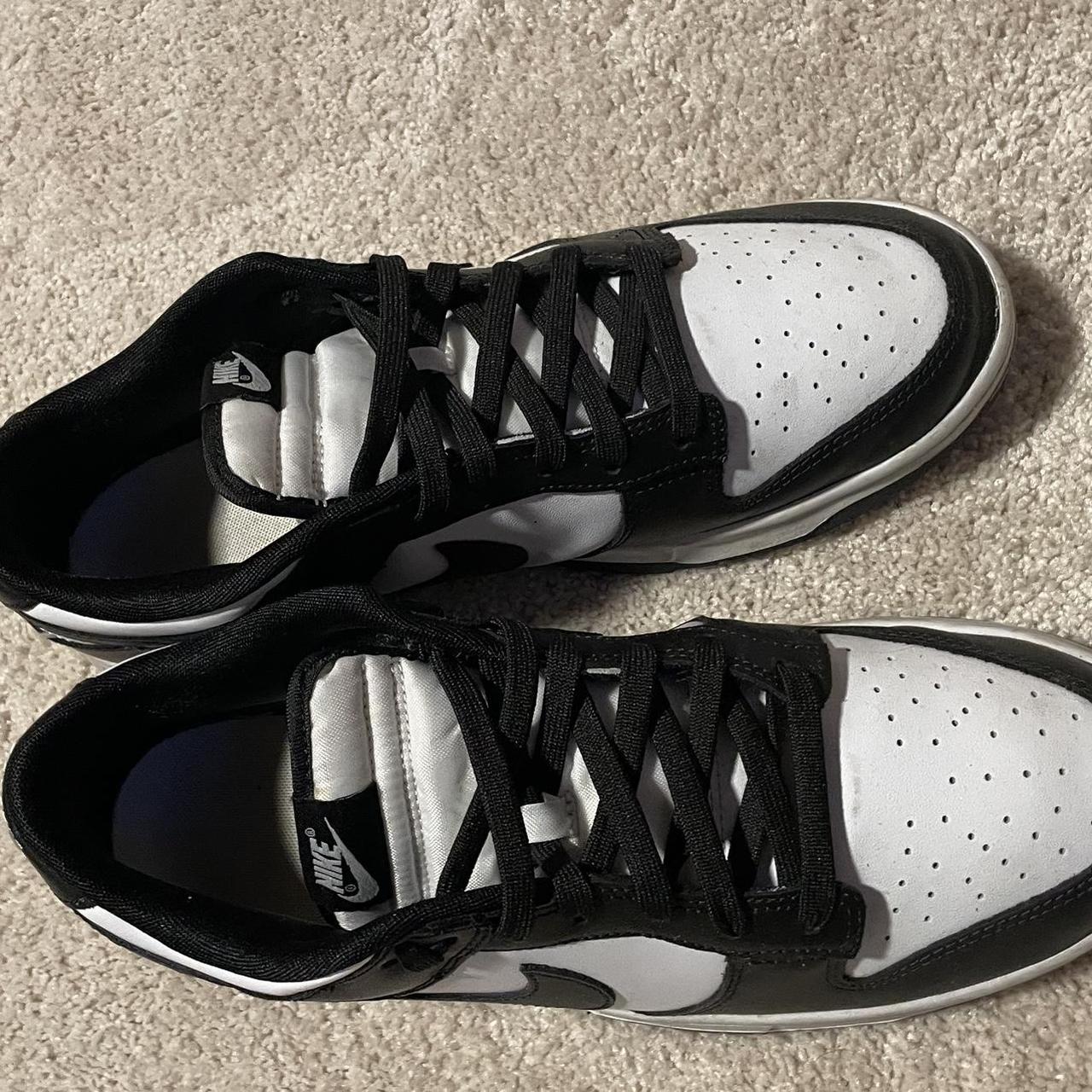 Nike panda dunks no box - Depop