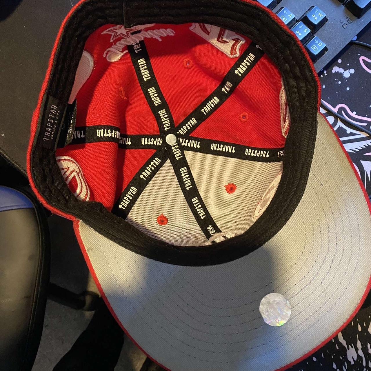 Red trapstar hat - Depop