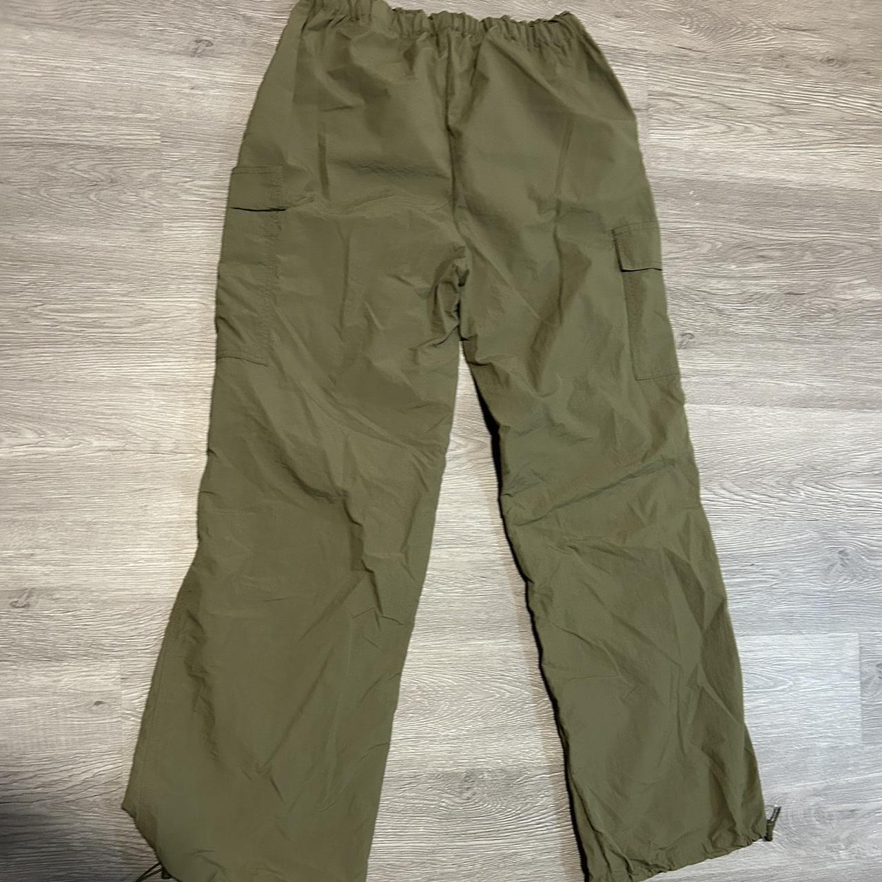 green parachute pants - Depop