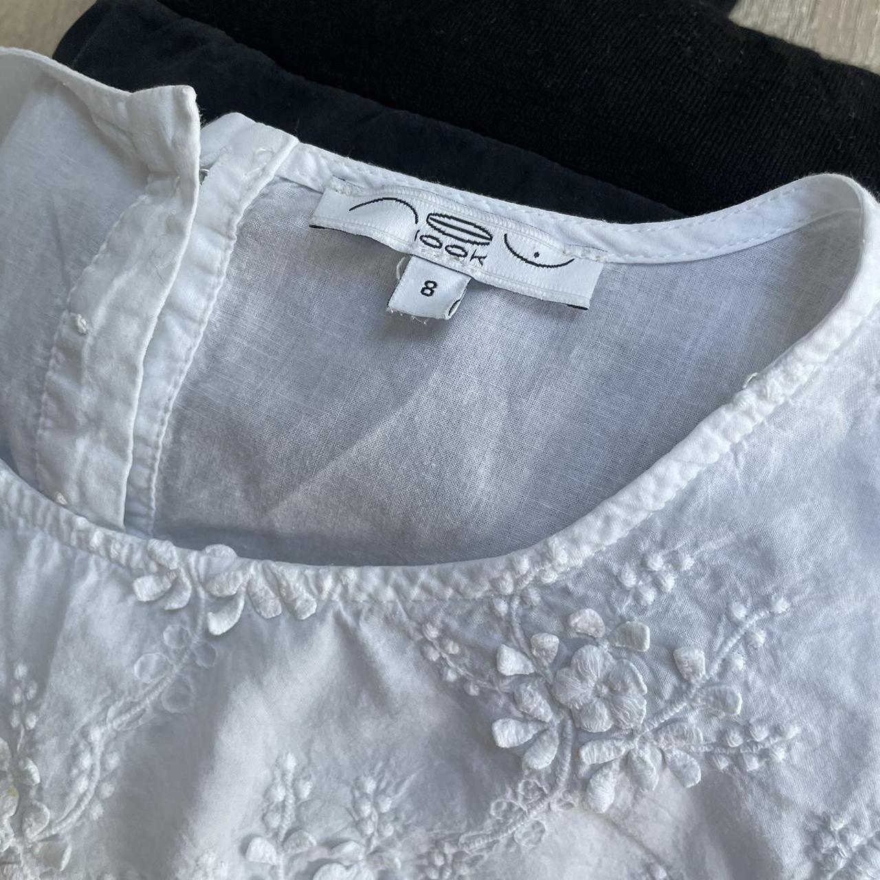 VINTAGE OLD LABEL NEW LOOK WHITE FLORAL EMBROIDERED... - Depop