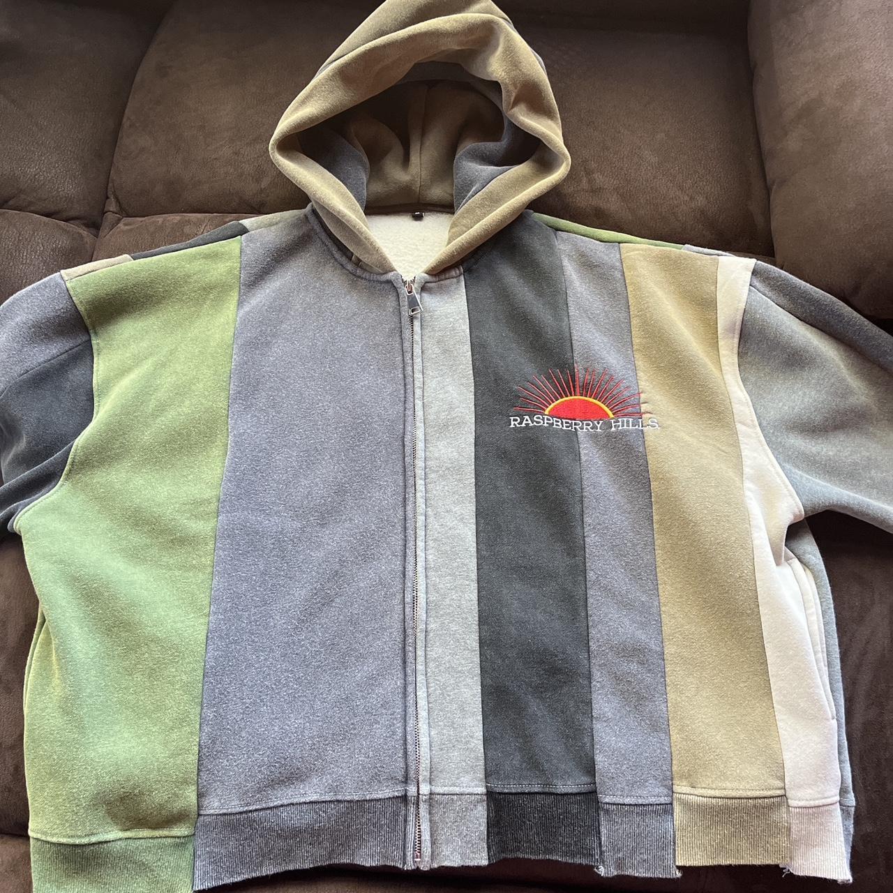 GV Gallery Raspberry Hills Bonsai Zip Up - Depop