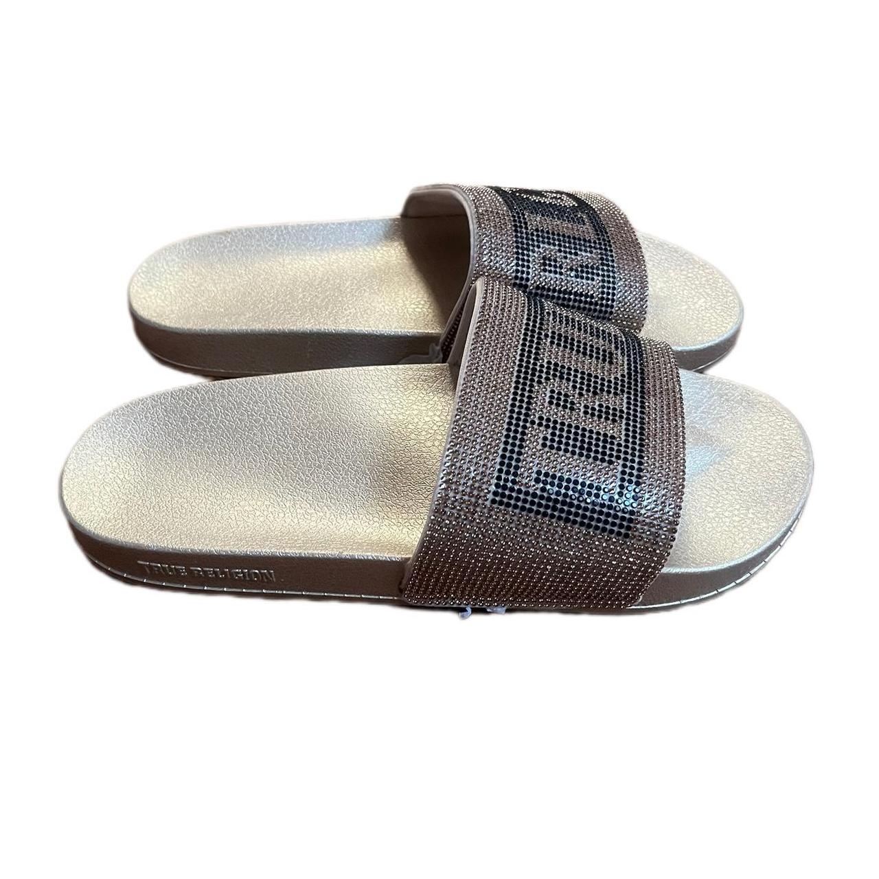 TRUE RELIGION SLIDE GOLD COLOR SIZE WOMENS NWOT.... - Depop